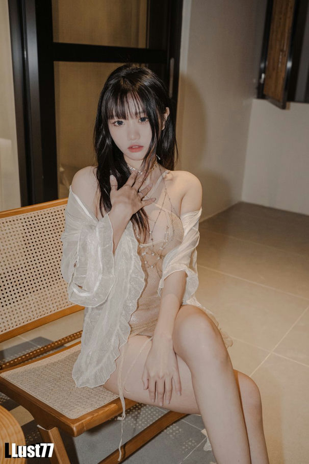 柒柒要乖哦-纸醉金迷（90P-1V）1.68g - 黑夜姐姐