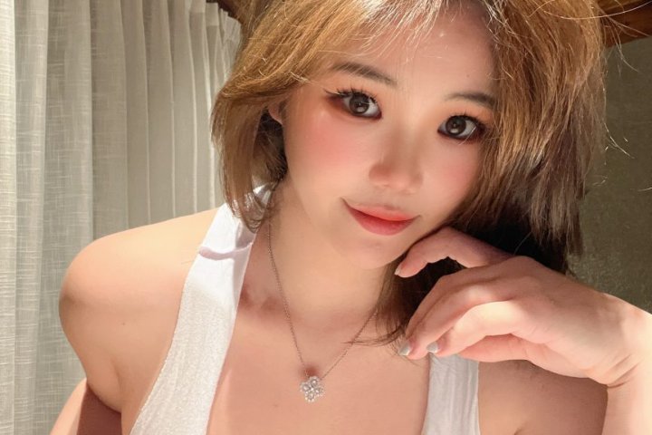 安妮yoyo-男友视角[39P1V-215M] - 黑夜姐姐