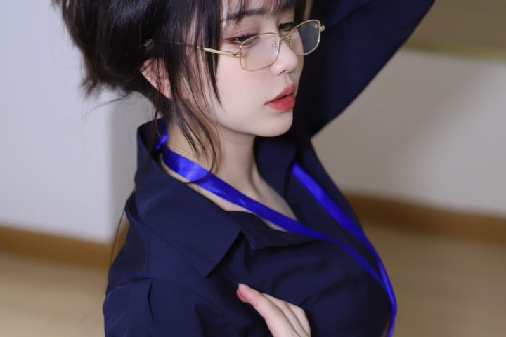 Tina很妖孽呀-职业装秘书46P-398M - 黑夜姐姐