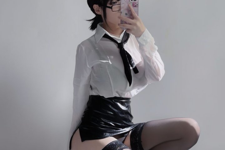 幼愛youmeko - 黑丝眼镜OL[28P] - 黑夜姐姐